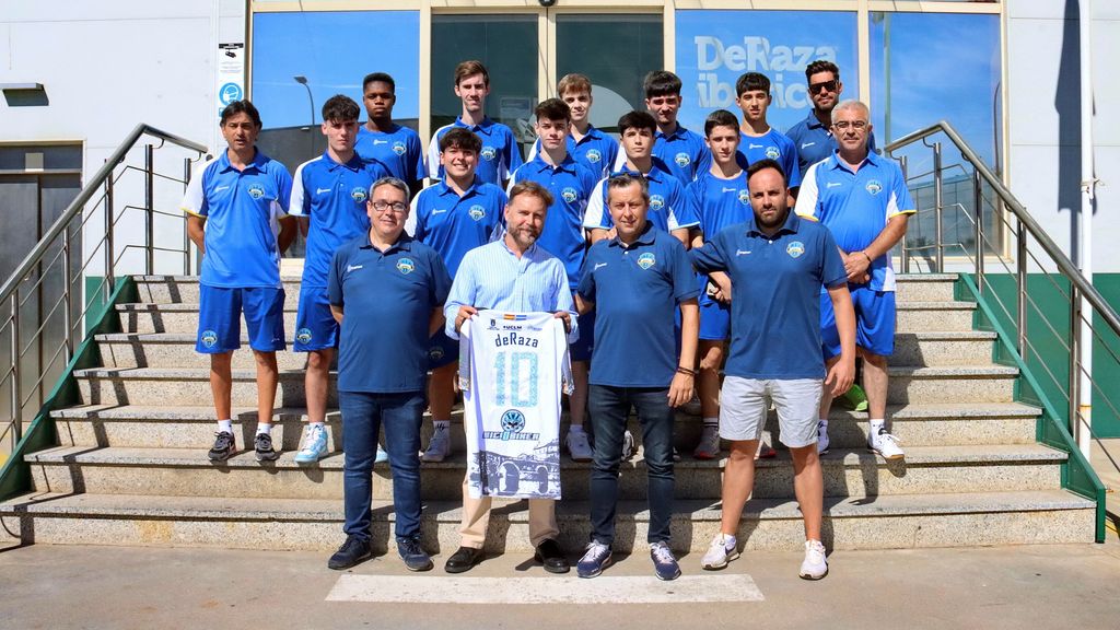 La plantilla del FS Talavera Aurge Energía visitó las instalaciones de ...